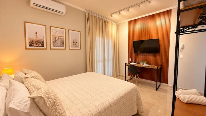 Modern, Comfortable Studio With Air Conditioning - Jaguariúna