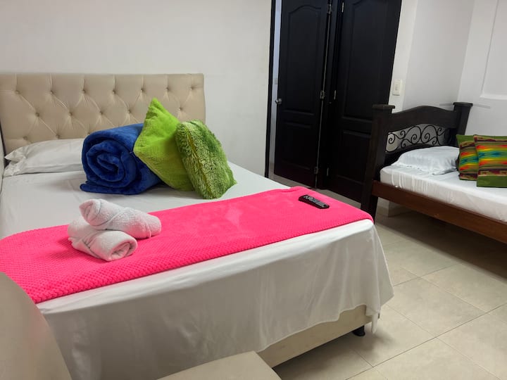 Habitación Trío Primer Piso - Salento