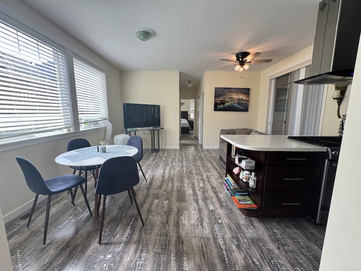 Comfy, Kid & Pet-friendly Home – Near Everything! - Issaquah, WA