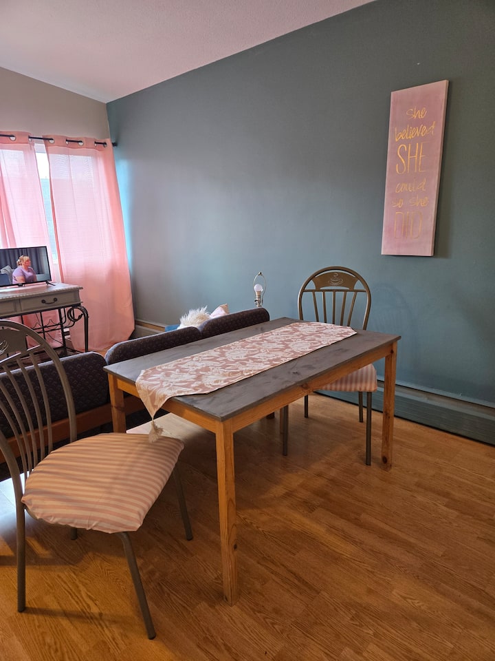 17th Avenue Area - Upper Front - Mount Royal University