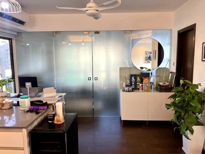 Private Rooftop Retreat In The Heart Of Hong Kong - Sheung Wan