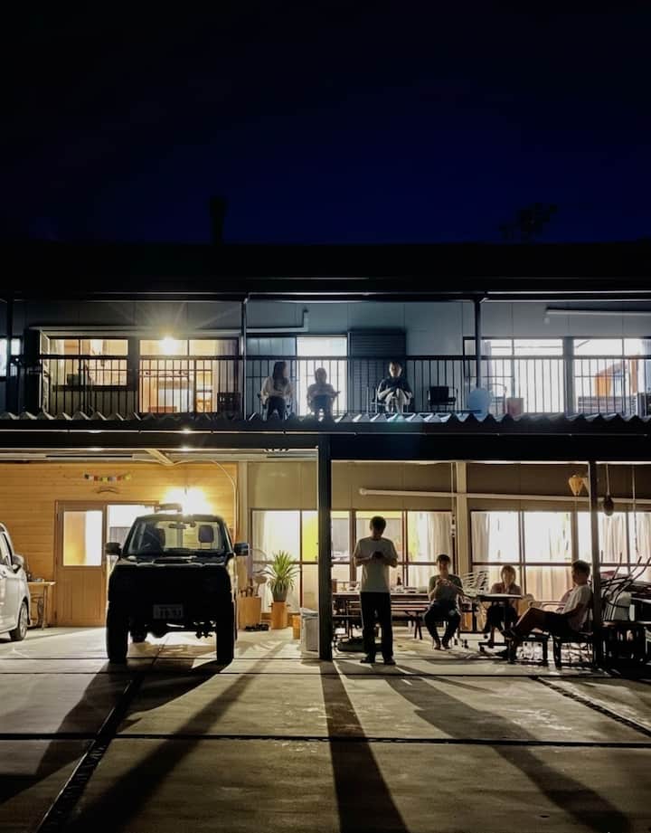 最大7名｜薪ストーブのある静かな一軒家｜屋根付p｜コストコ10分｜長期滞在歓迎 - 미나미알프스시