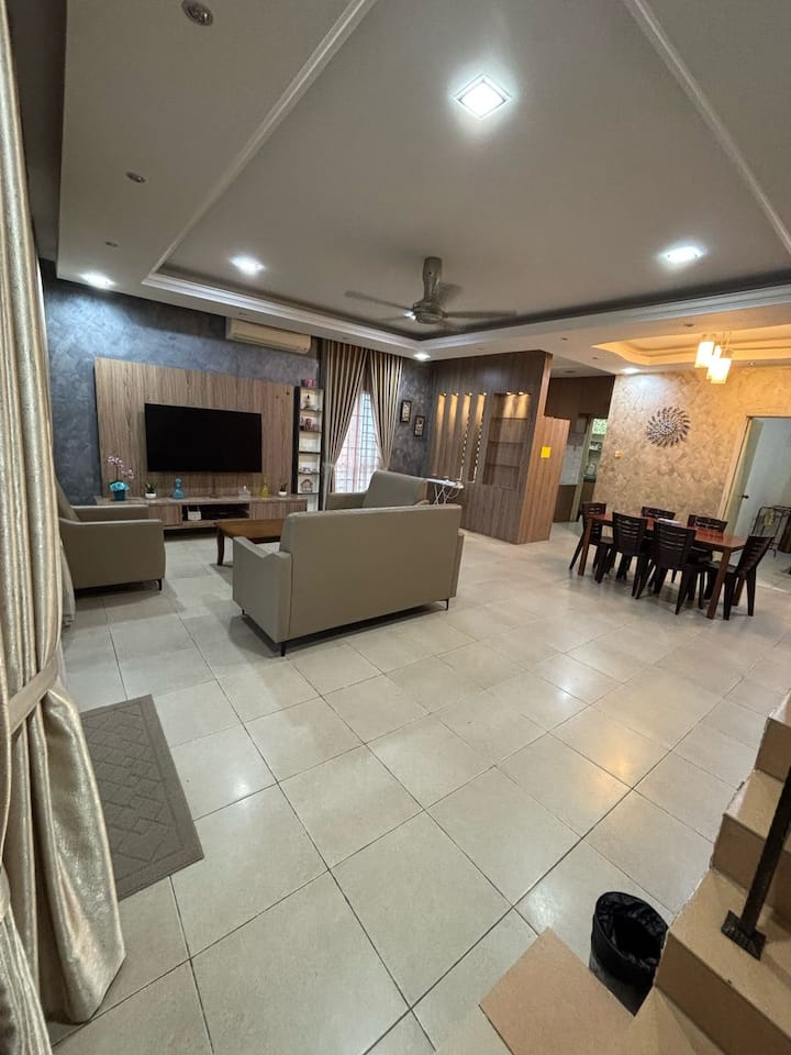 Anggerik Homestay - Palm Heights - Lahad Datu