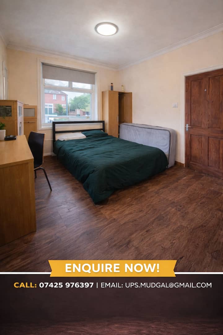 Home Away From Home | Peaceful Double Room - Stoke-on-Trent