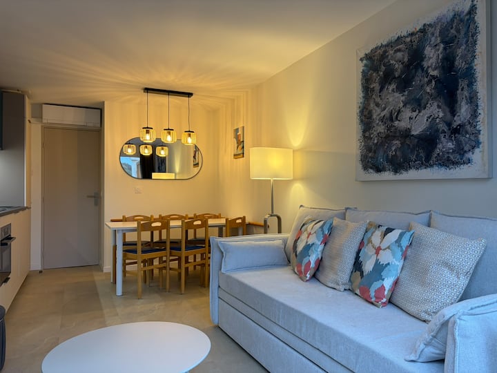 Duplex Rénové • Vue Mer & Golf • Piscines • Clim - Agay