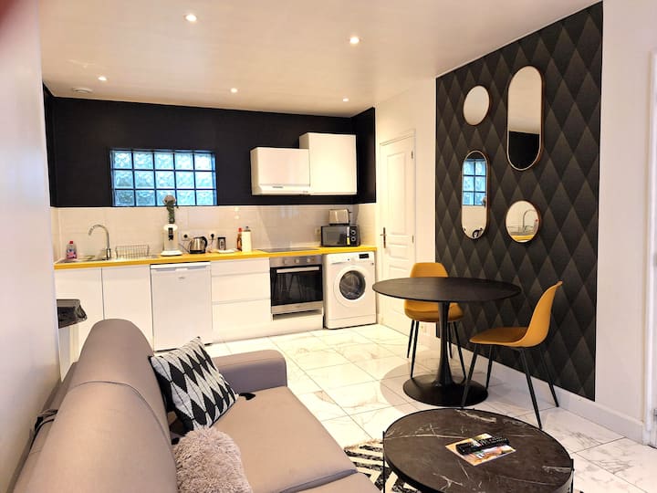 (New) Centre Ville, Parking, Calme, Wifi - Zen 1 - Troyes