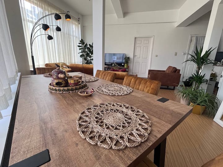 Séjour D'été Chaleureux à Gand - Melle