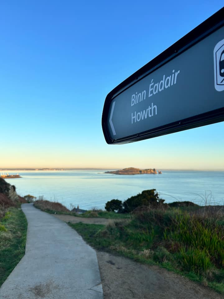 Coastal Gem In Howth | 2-bedroom - Malahide