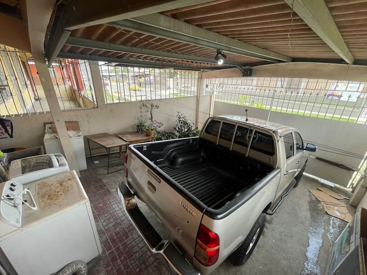 Casa Convenientemente Ubicada Cerca Del Aeropuerto - Panama