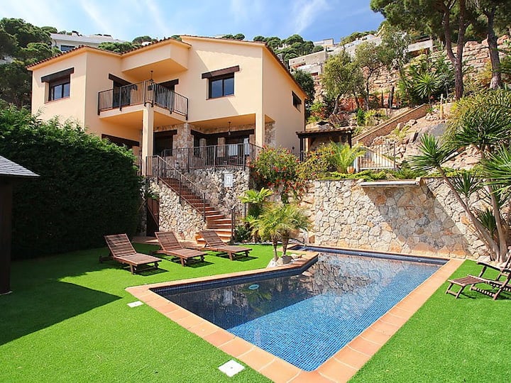 Bonita Casa Vista Mar - Lloret de Mar