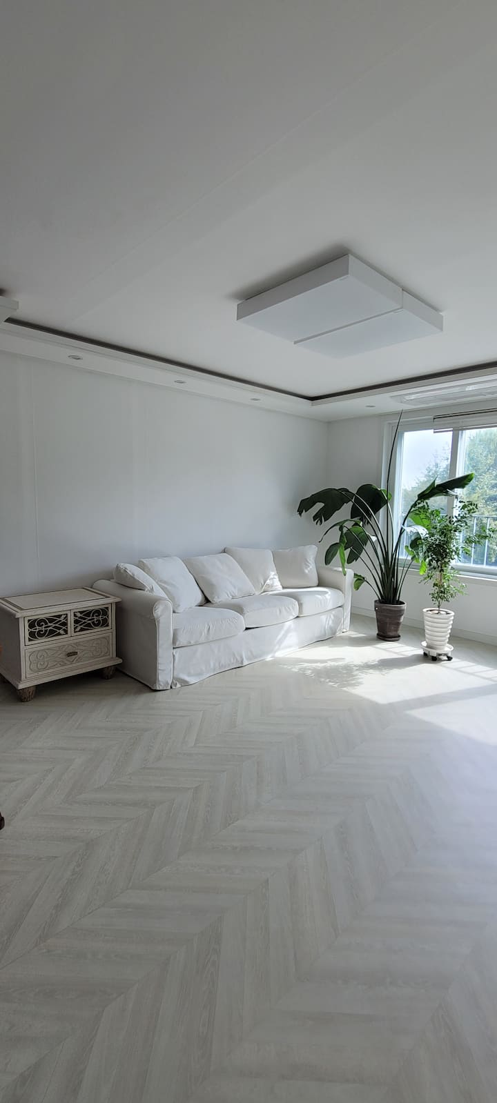 #New#창릉파크뷰2
#85m² 3룸2욕실#ev#평지#가족친화#건강한여가#dmc역15분 - 원신동