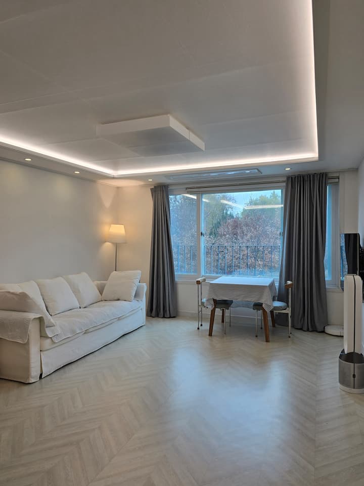 서울근교#창릉파크뷰2
#85m²주차2대#스타필드쇼핑몰#ev#평지#인천공항40분,홍대30분 - 흥도동