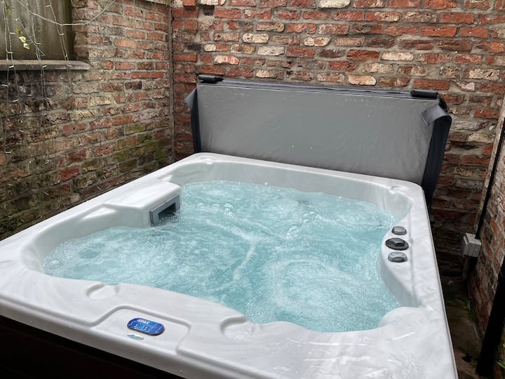 Mount Ephraim Escape - York