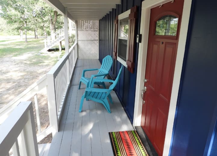"Experience Enchanting Bliss At Encanto Casita!" - Cedar Creek, TX
