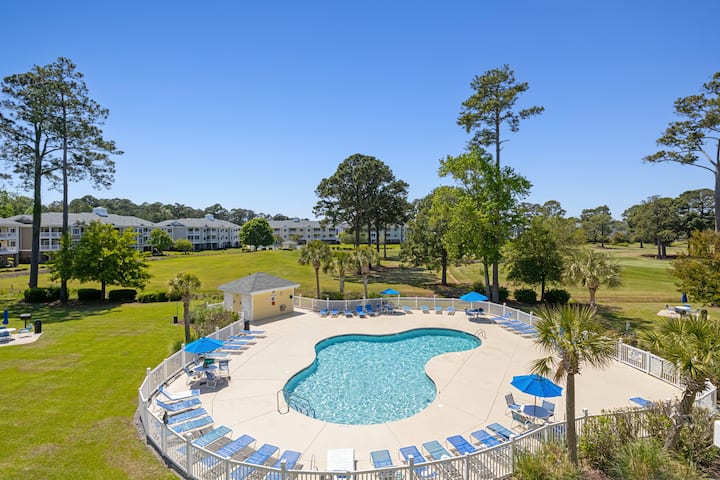 2br/2ba Condo | Pool + Golf Views 2 Miles To Beach - Myrtle Beach, SC