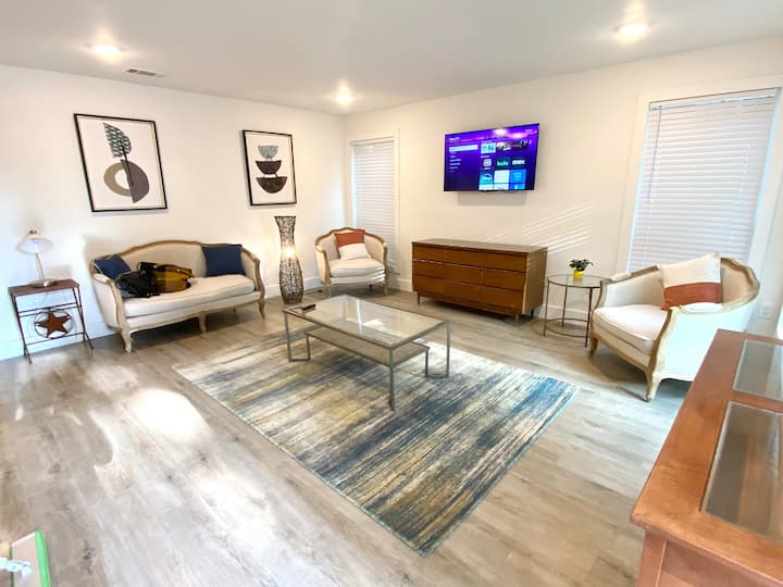 12 People | 2 Apt | Two Units - Little Elm, TX