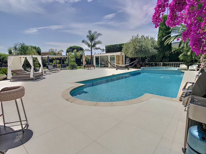 Maison Moderne Avec Jacuzzi - La Roquette-sur-Siagne