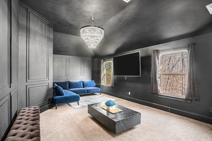 Fabulous 5-bedroom House. - Hampton, GA