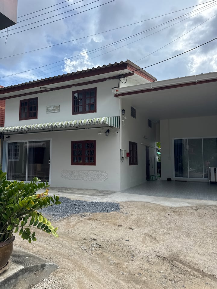 Traditional Thai House - Ko Pha-ngan