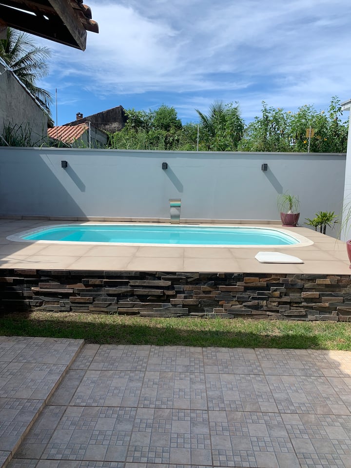 Casa Com Piscina - Caraguatatuba