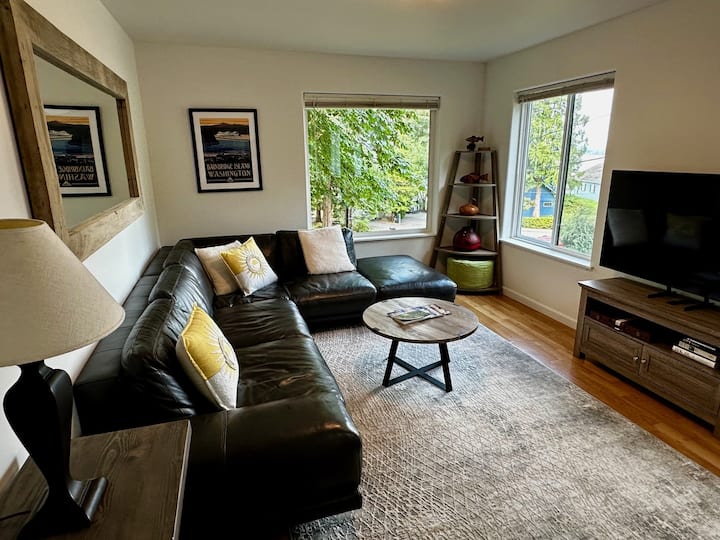 Private Casita With Water And Sunset Views - Bainbridge Island, WA