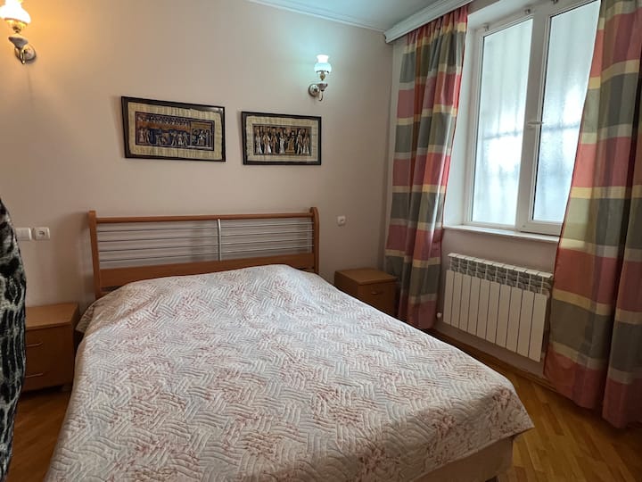 Gogol Apartment/nizami Str/2 Min - Bakú