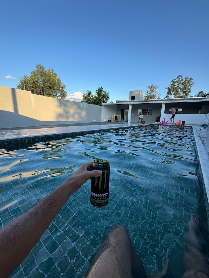 Casa Com Piscina Em Sorocaba - Sorocaba