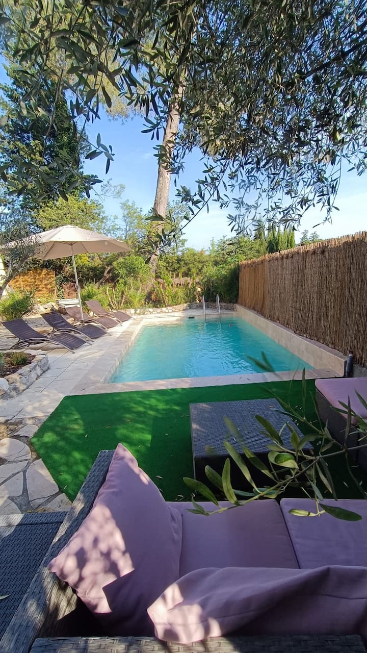 Villa Avec Piscine Et Jacuzzi - Peymeinade