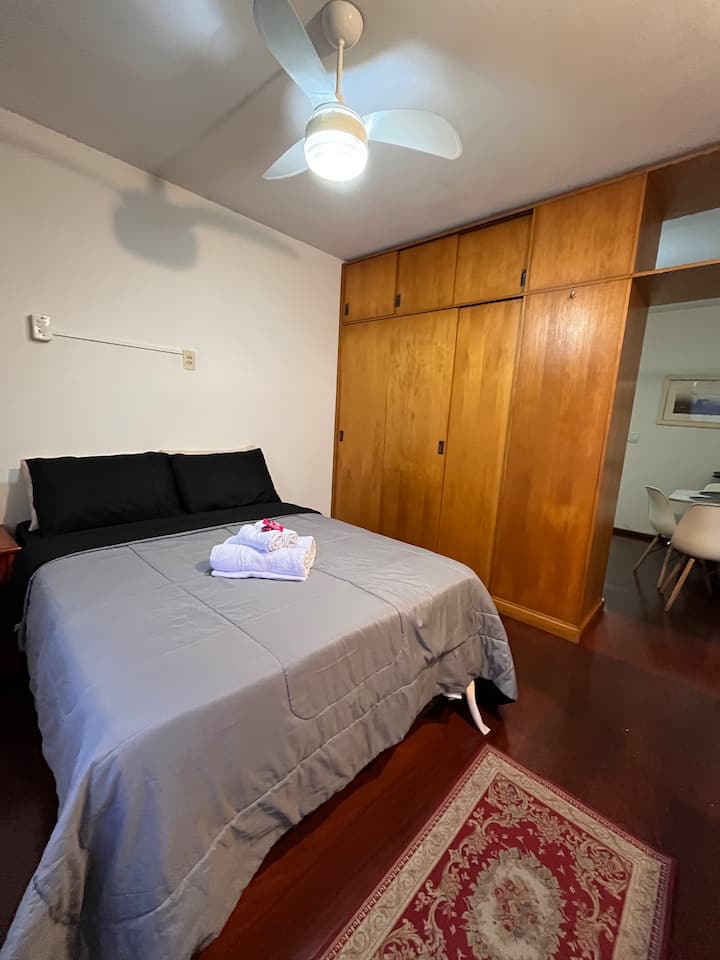 Flat Com Camareira Na Orla Do Guaíba - Porto Alegre