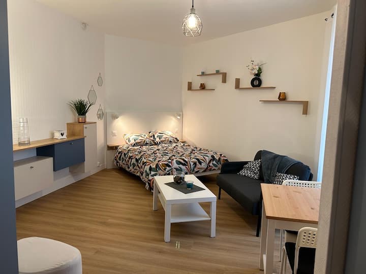 Charmant Studio Au Calme - Melun