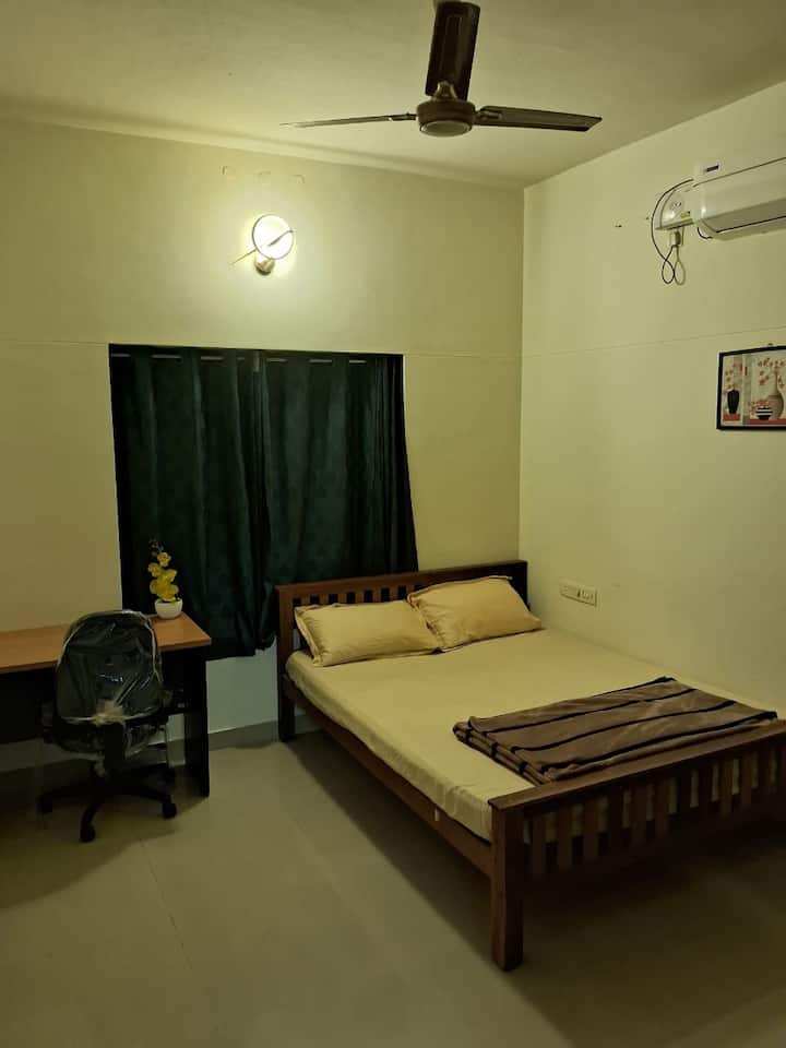 Tvm1fullyfurnshdacroomjaguarfittingswashroomgeyser - Kovalam