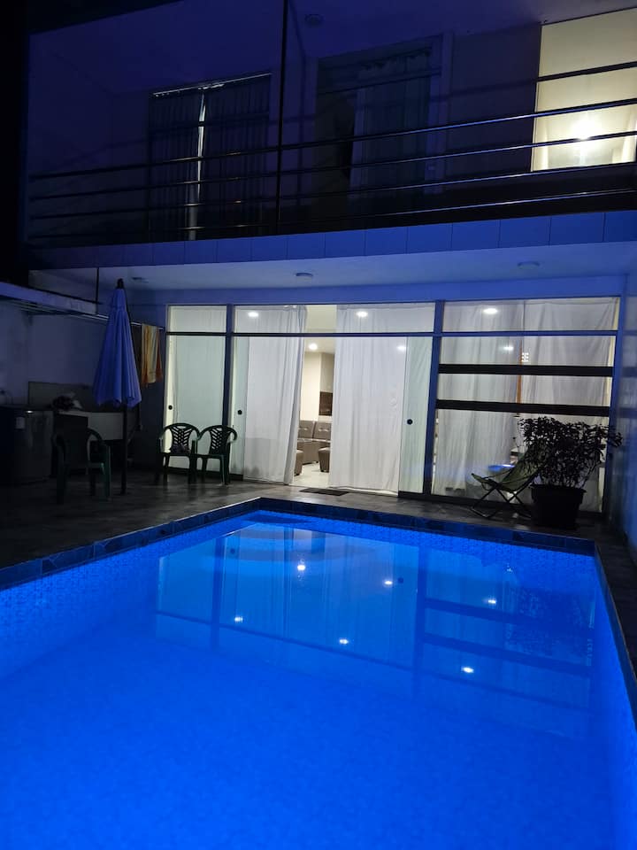 Casa Con Piscina, Wi-fi, Aire Acondicionado - Iquitos