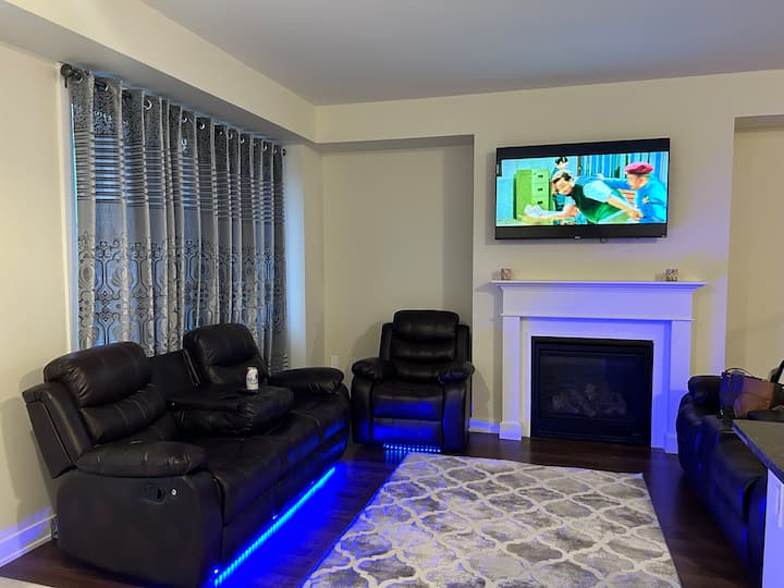 Simple, Sweet And Clean House. - Port Colborne