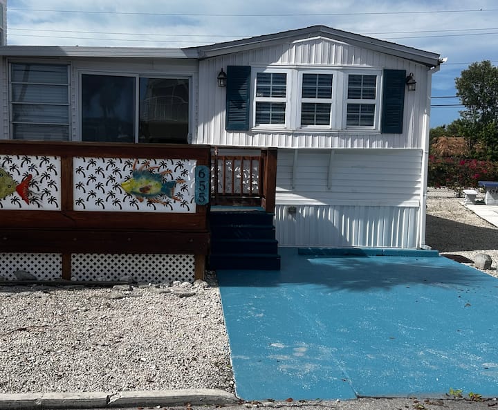 Lochloosa In Cudjoe Key #655-open 11/13 To 12/13 - Cudjoe Key, FL