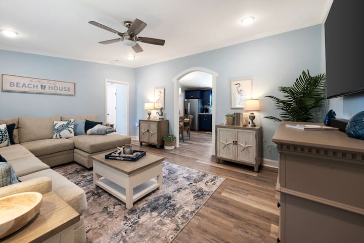 Mainsail Shenanigans - Bald Head Island, NC