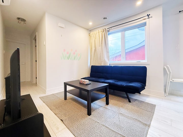 Urban Nest 2br | Explore & Unwind - Montreal