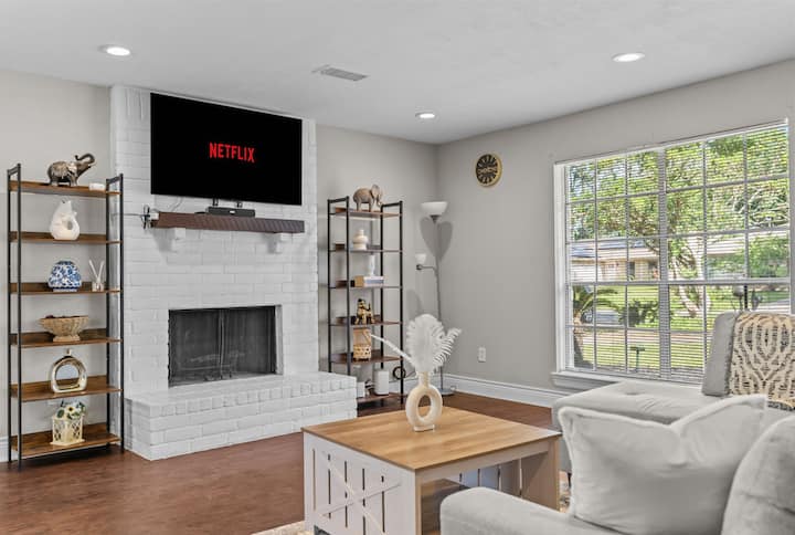 Spring Escape - 7 Miles From Iah - Aéroport George-Bush de Houston (IAH)