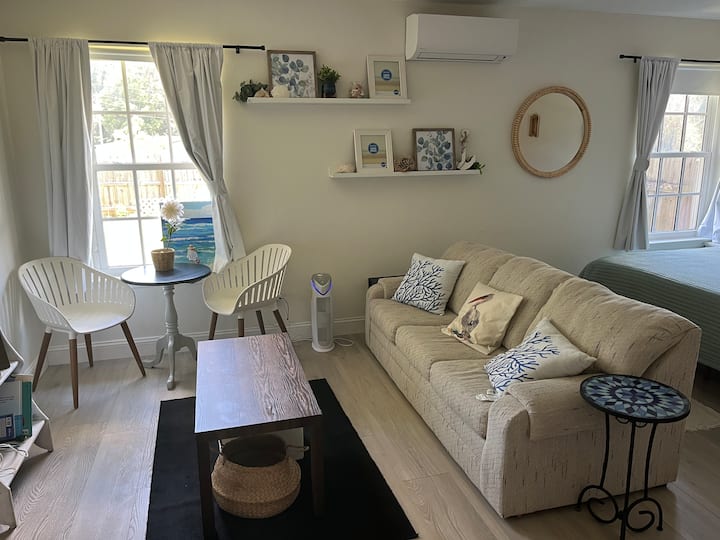 The Pelican Pad Guest Suite In Pensacola - Pensacola, FL