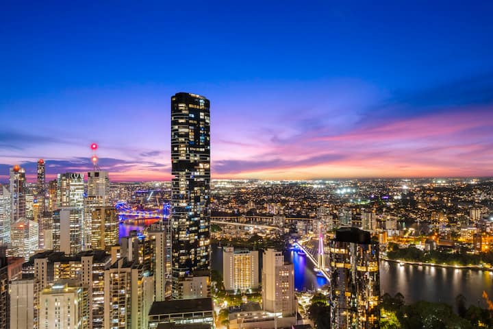 Diamonds Are Forever! 1bed/1bath/ Parking/views - Brisbane