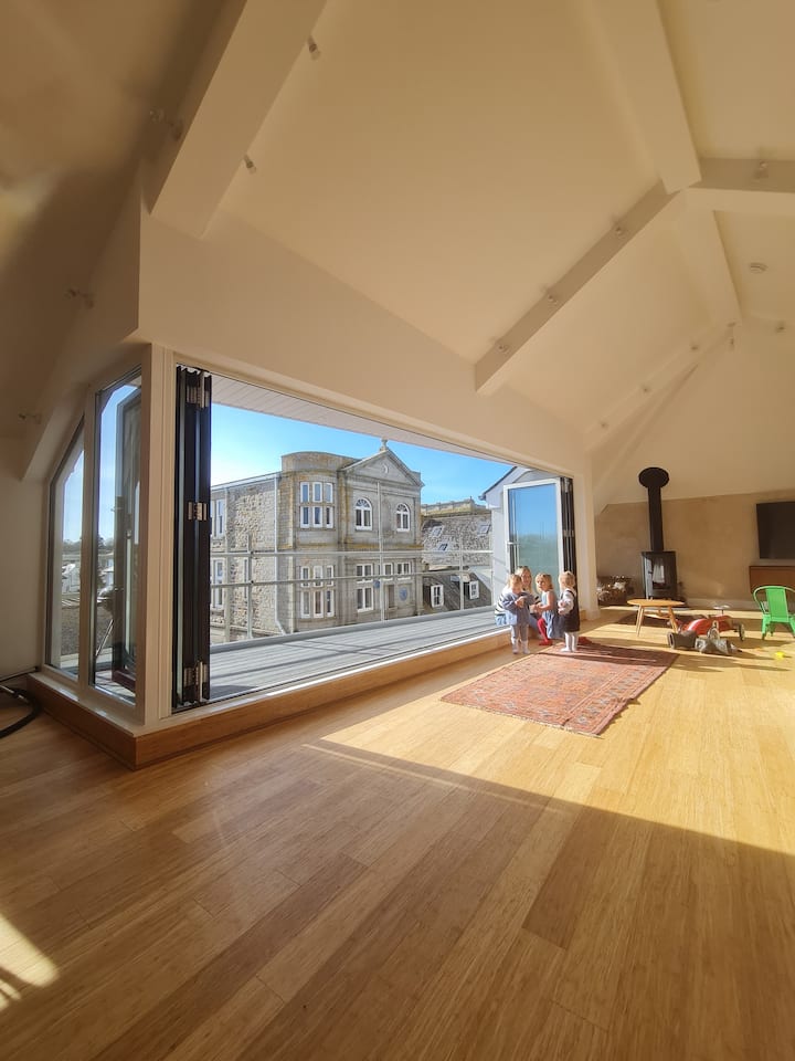 Stunning New 4 Bed Penzance Town Loft With Parking - Penzance