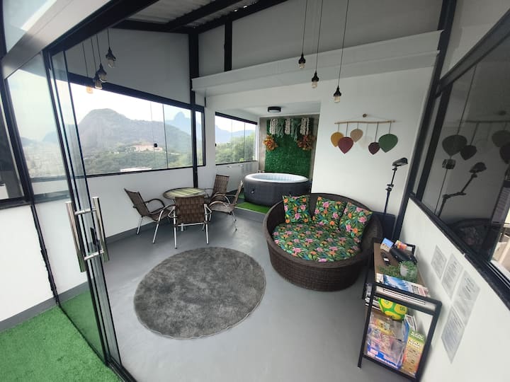 Rio Favela Loft • Hot Tub + Epic Copacabana Views - Brasil