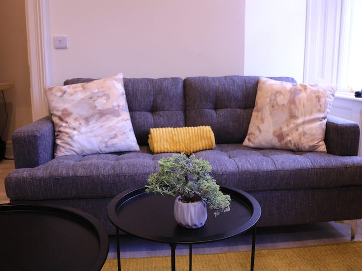 Portal/spire Apartment - Dublin