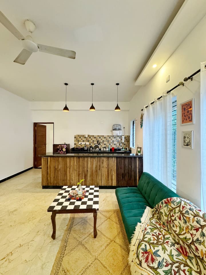 Creative 1bhk By Chapora River - Goa