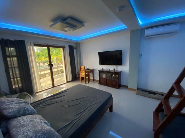 River East Private Resort (Lower Room) - Candon