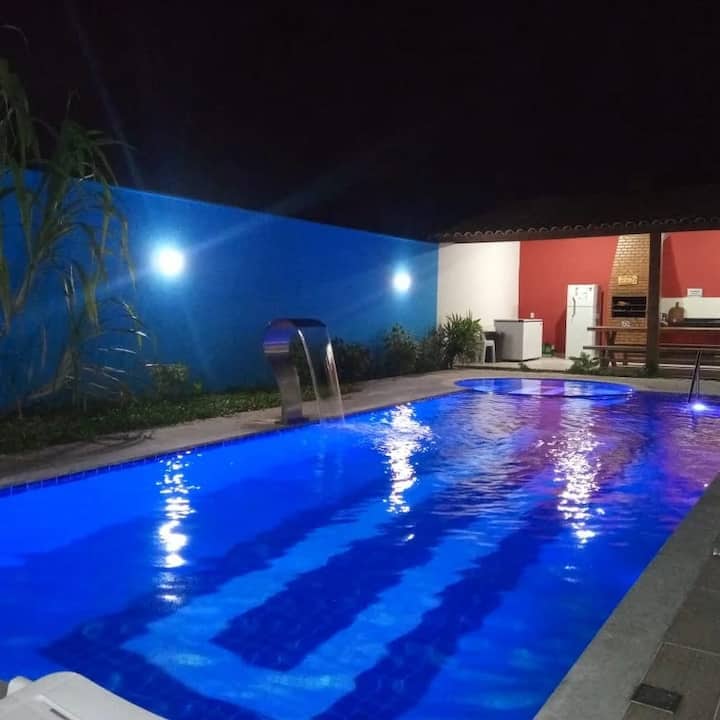 Porto Seguro Aluga-se 12 Quartos 36 Camas - Porto Seguro