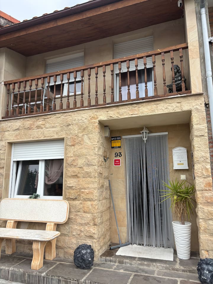 La Pulga En El Océano - Torrelavega