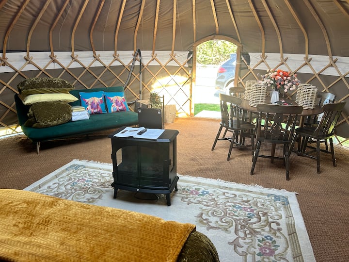 23' Yurt Overlooking Our Highland Cows In Somerset - Burnham-on-Sea