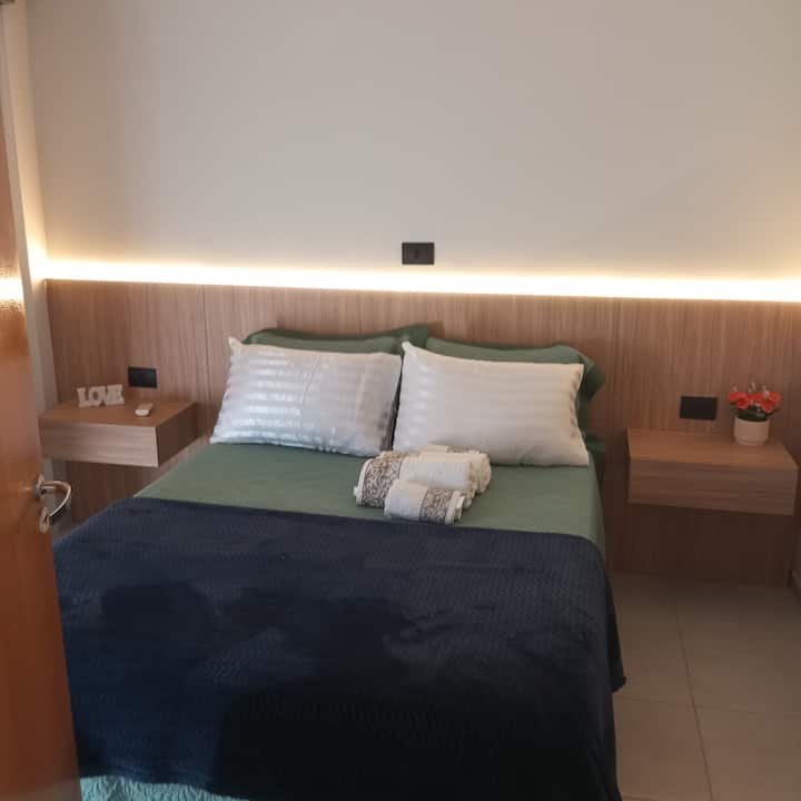 Apartamento A 180 Metros Do Portão Da Uem.zona 07 - Maringá