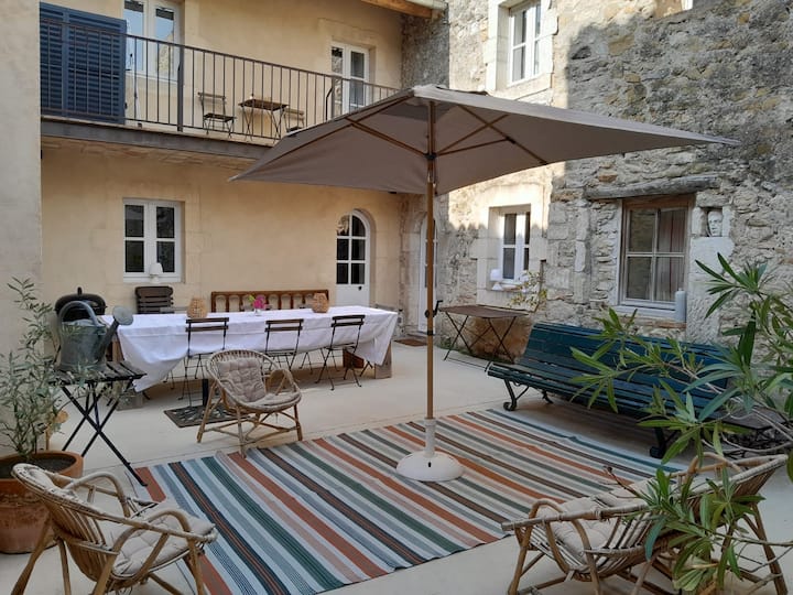 Maison De Famille à Proximité De La Rivière - Goudargues