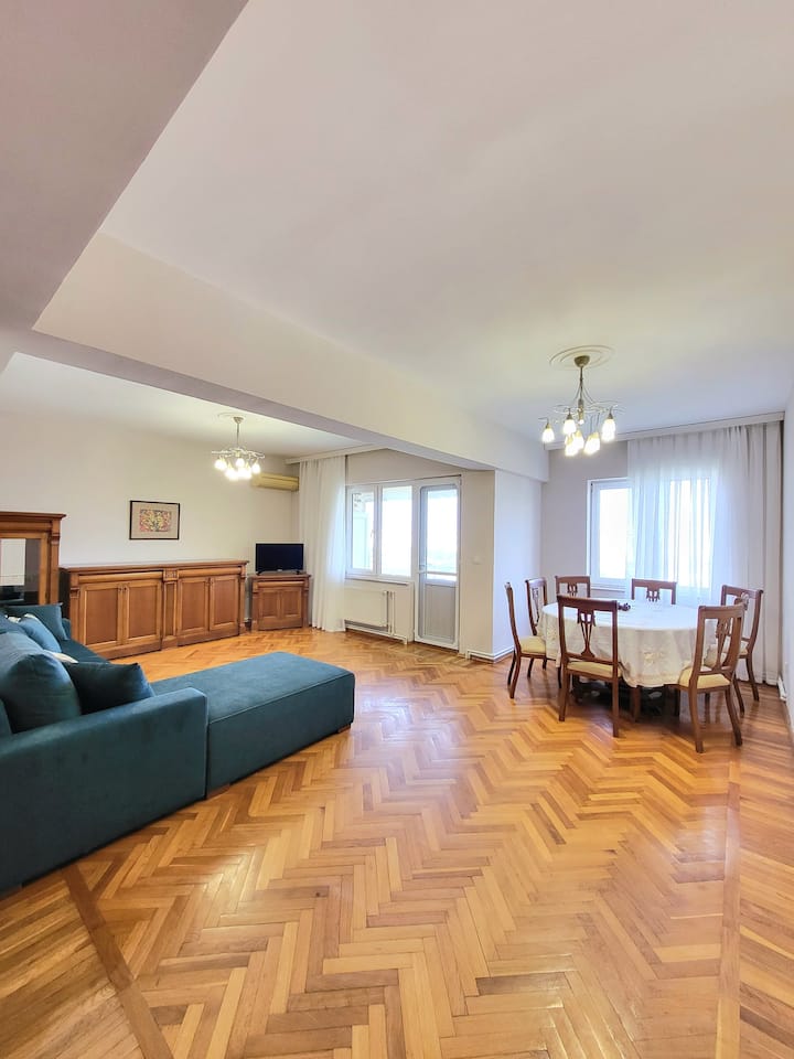 Park-view Family 2br With Flexible Check-in - 亞塞拜然